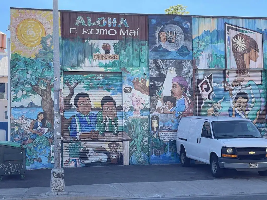 Exploring the Kakaako Mural Art Scene: A Vibrant Kaleidoscope of Urban ...
